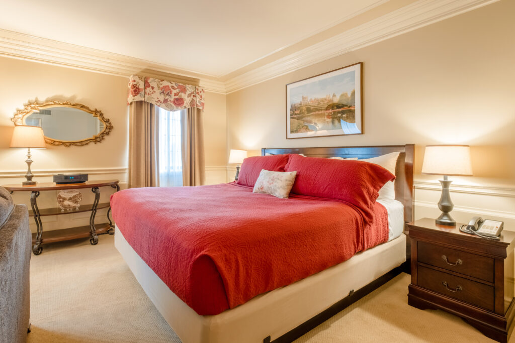 Rooms | Red Coach Inn – Historic Bed & Breakfast in Niagara Falls, NY